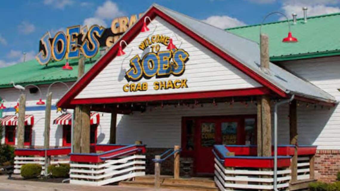 Farewell to a classic—Joe's Crab Shack sinks into crisis, with only 15 ...