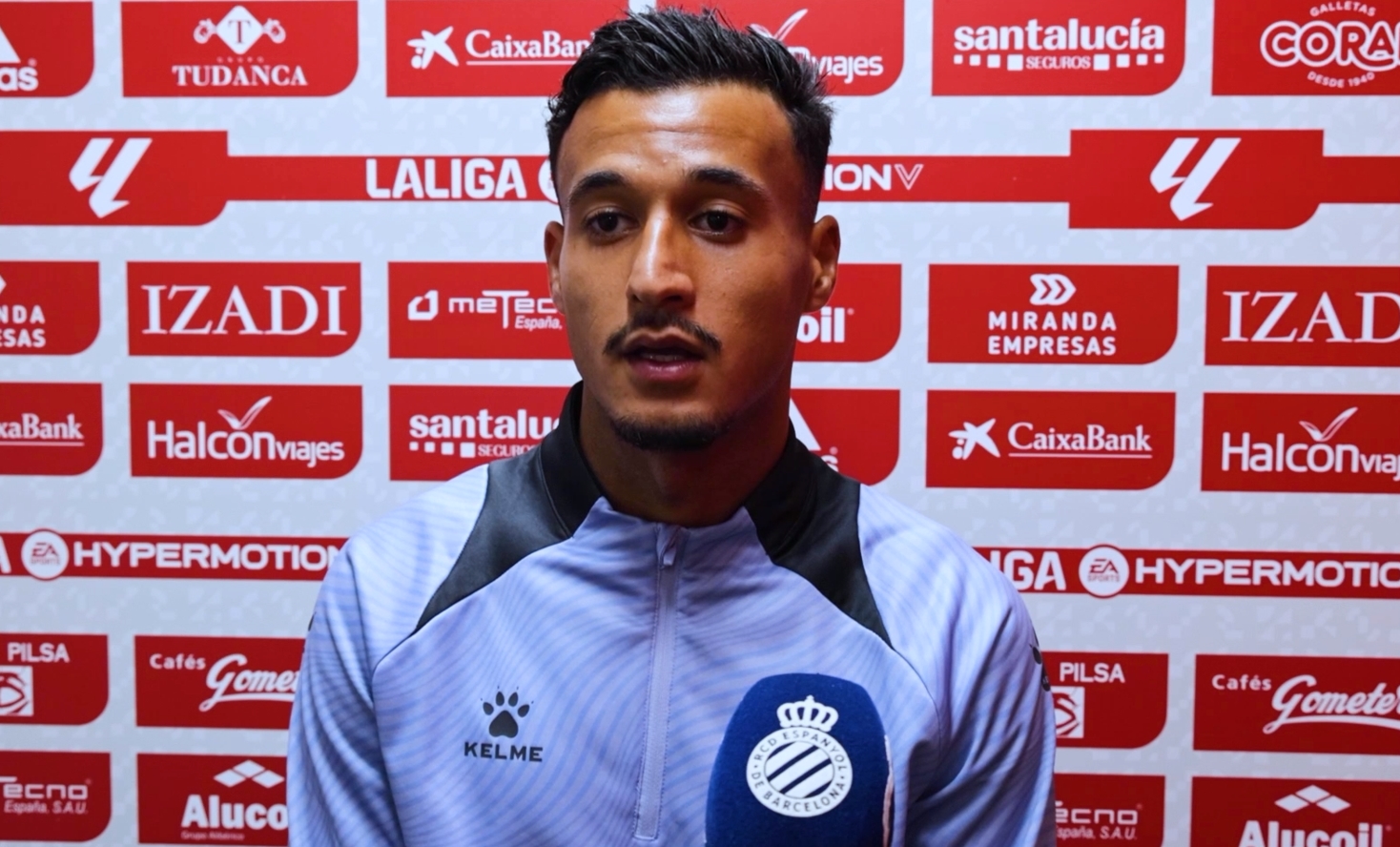 Omar: "Un futbolista trabaja por jugar, llevo haciéndolo mucho tiempo ...