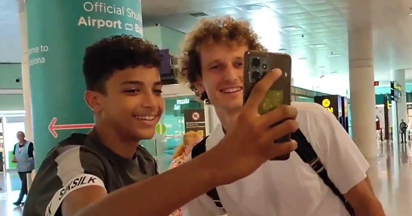 VÍDEO | Alex Král ya está en Barcelona para firmar con el Espanyol