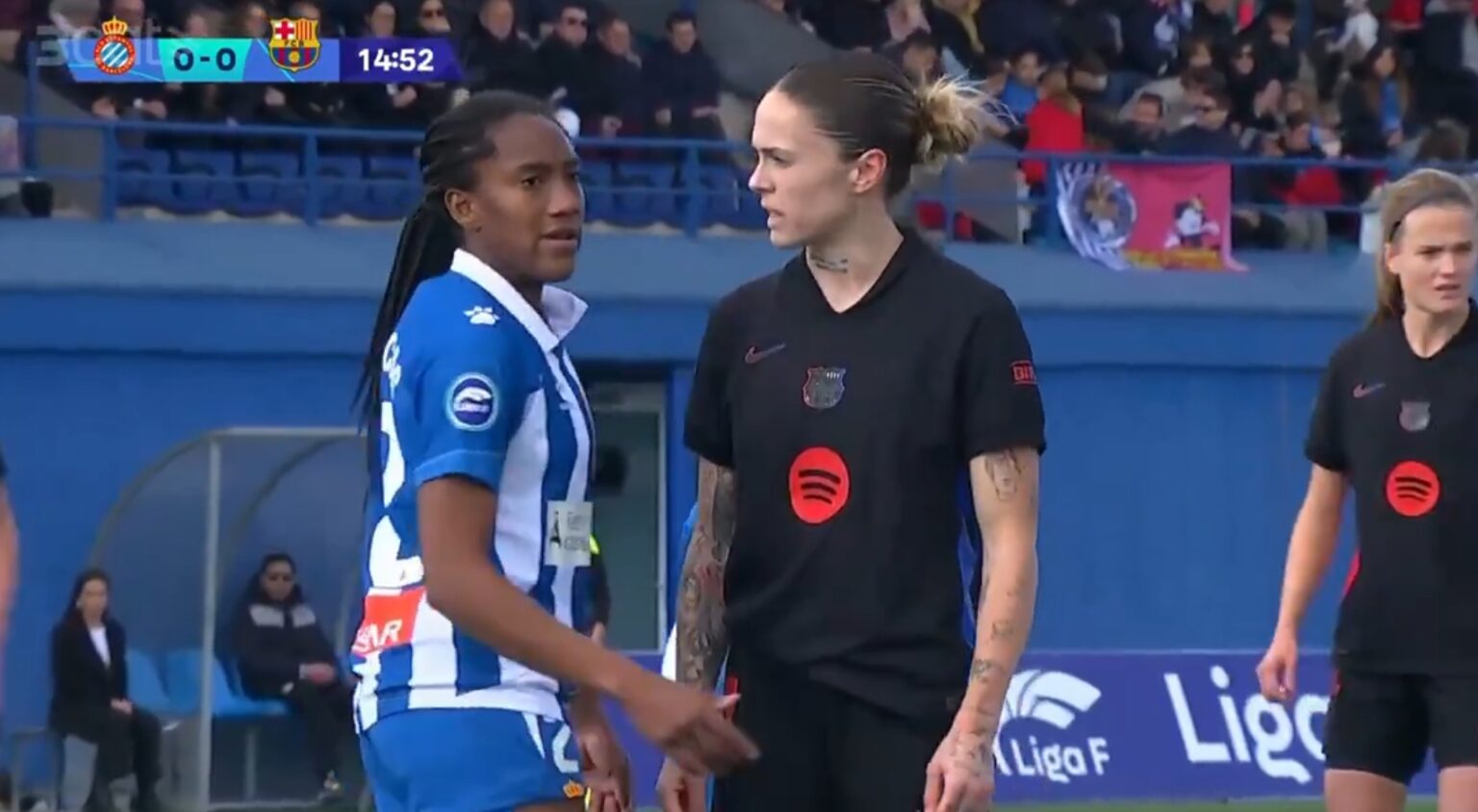 EL TAD ratifica el tocamiento de la futbolista del Barça Mapi León a la ...